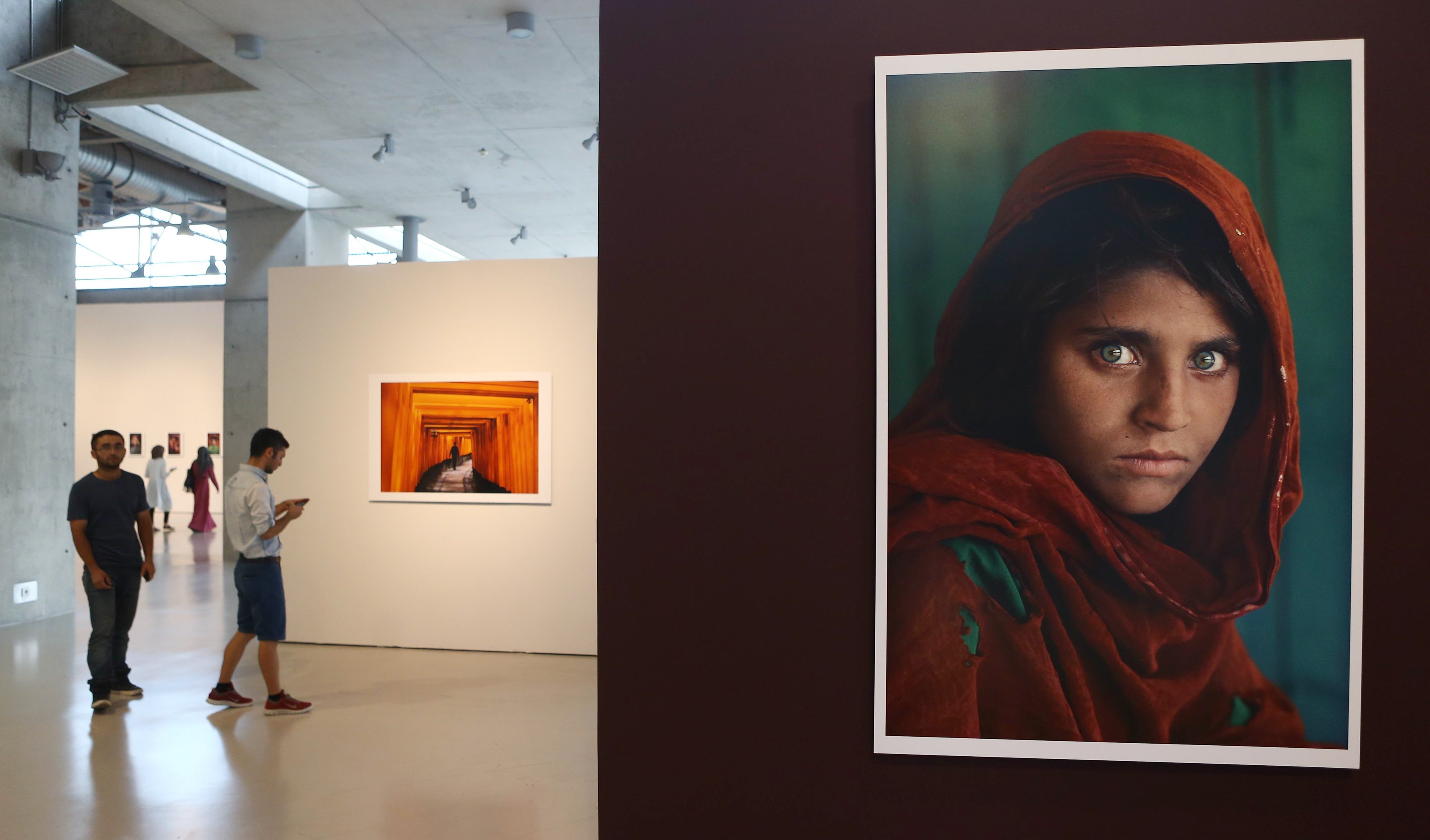 Teju Cole stronca le foto di McCurry | Rivista Studio