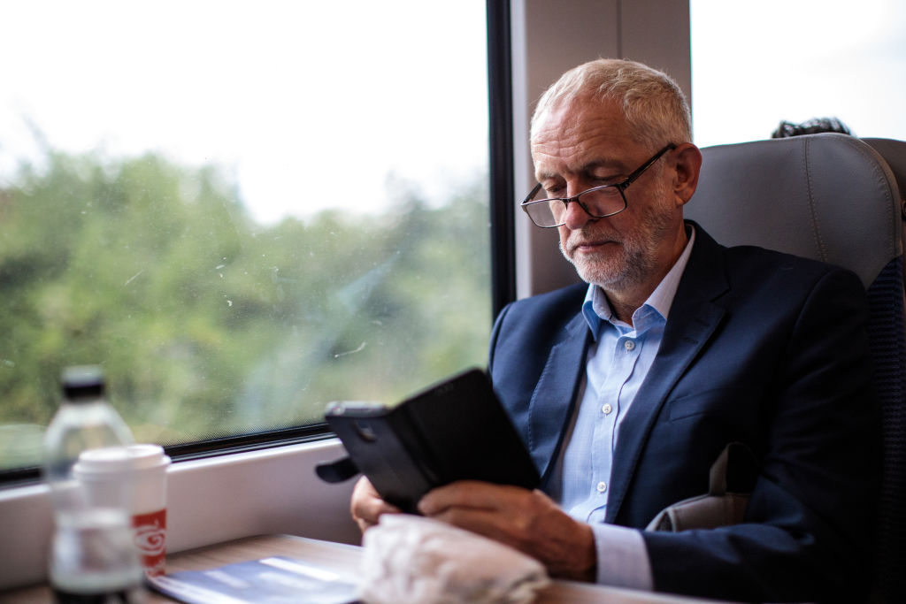 Jeremy Corbyn si è iscritto a Letterboxd e ovviamente si è messo a ...