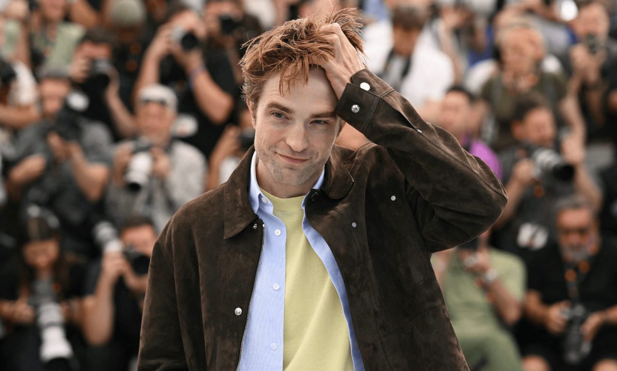 Robert Pattinson ha deciso di diventare un cantante e avrebbe già ...