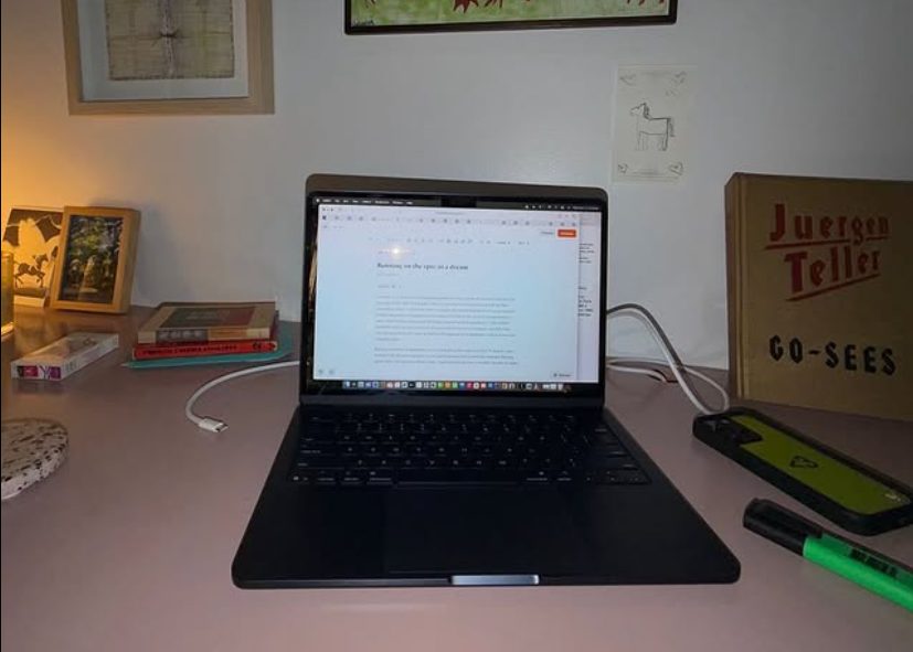 Anche Charli XCX si è messa a scrivere su Substack | Rivista Studio